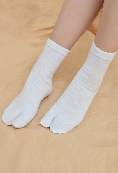 Bleach Tabi Geta Two Toe Socks For Sale